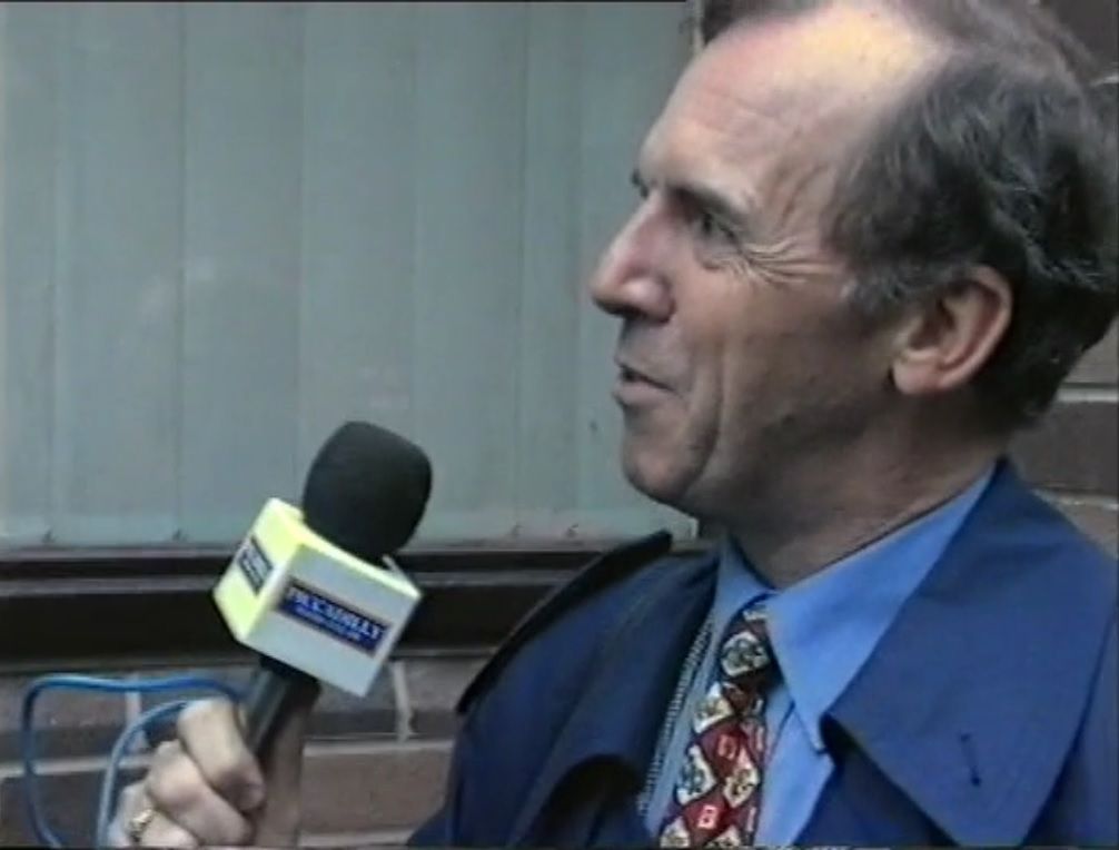 Tributes to "voice of United" | News - Hits Radio (Manchester)