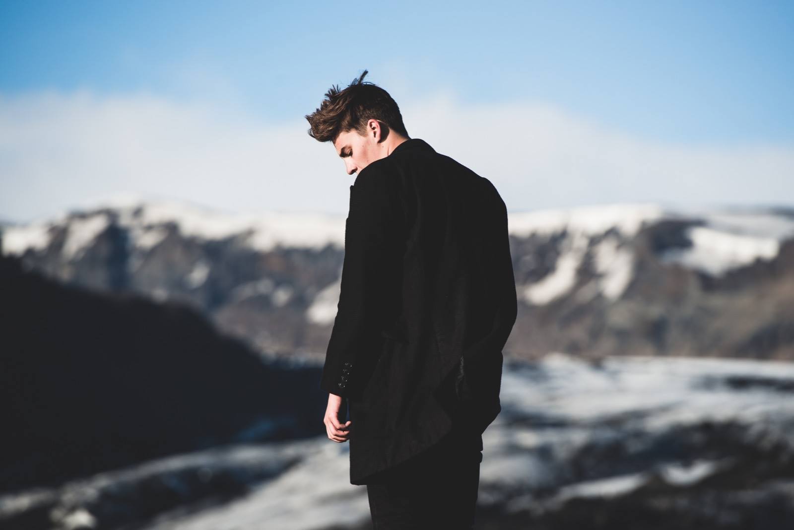 LISTEN: First play of Callum Stewart's brand new single 'The Dam ...