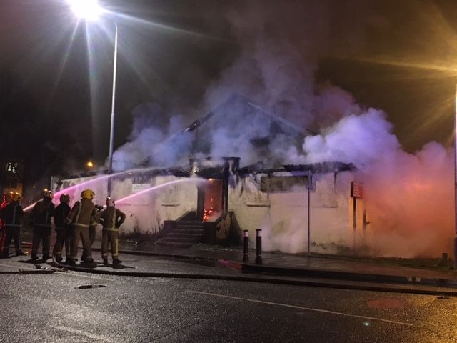 Fire rips through Possil scrapyard | News - Clyde 1