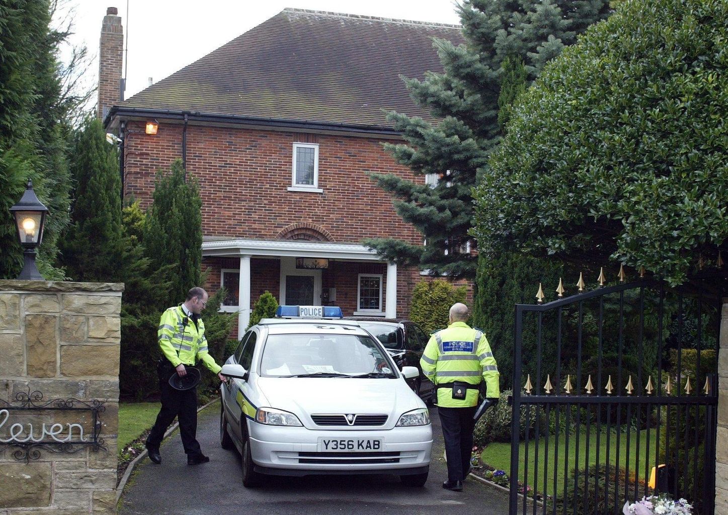 'Cold case' detectives to launch new review into unsolved Leeds murder ...