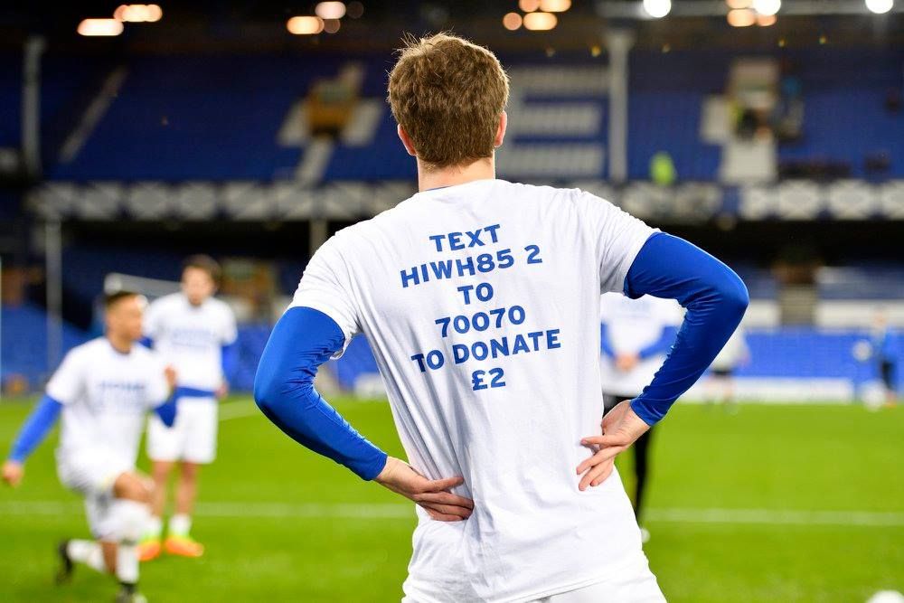 Everton under-23's raise over £7000 for homeless campaign | News ...