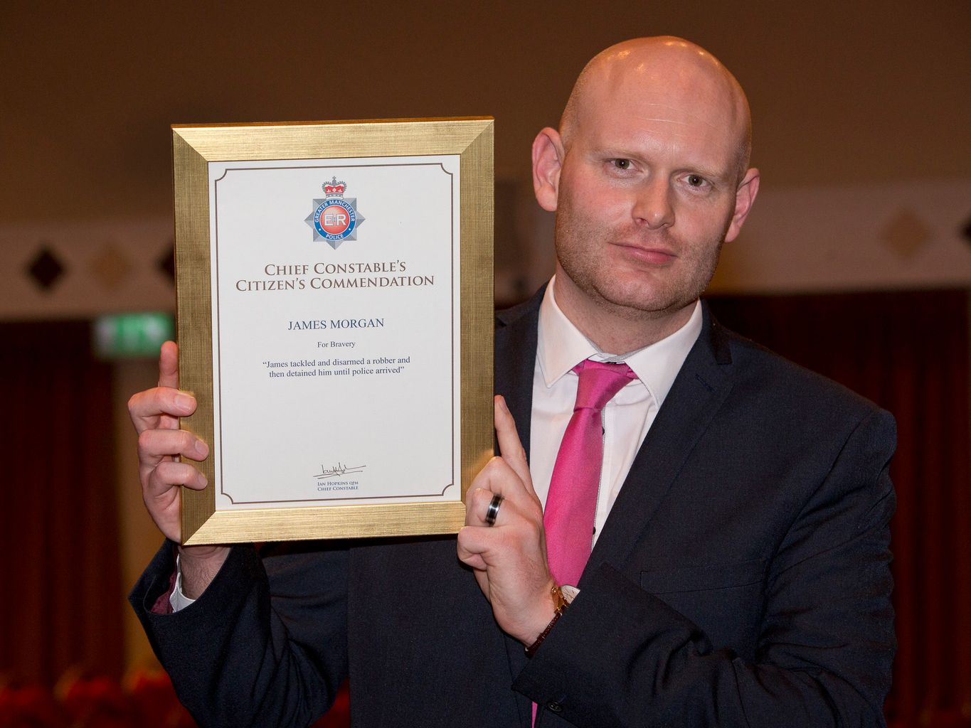 Wigan man awarded for "fearless bravery" after rugby tackling robber ...