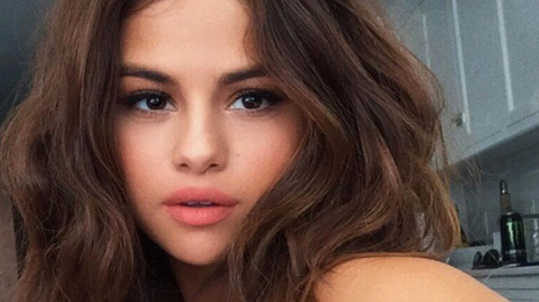 Scientists have figured out which side is most flattering for a selfie ...