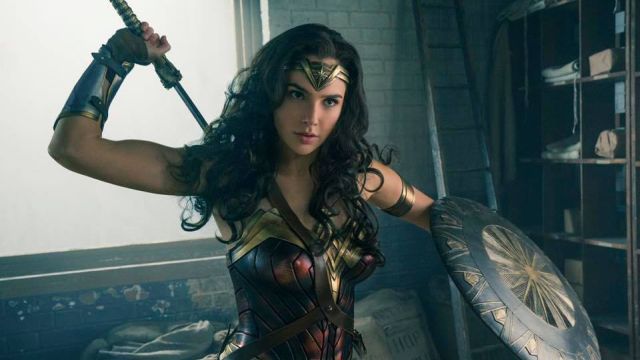 Brand new image for Wonder Woman released | Humour - Greatest Hits ...