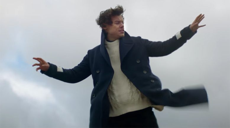 WATCH: Harry Styles drops amazing video for 'Sign Of The Times' | Music ...
