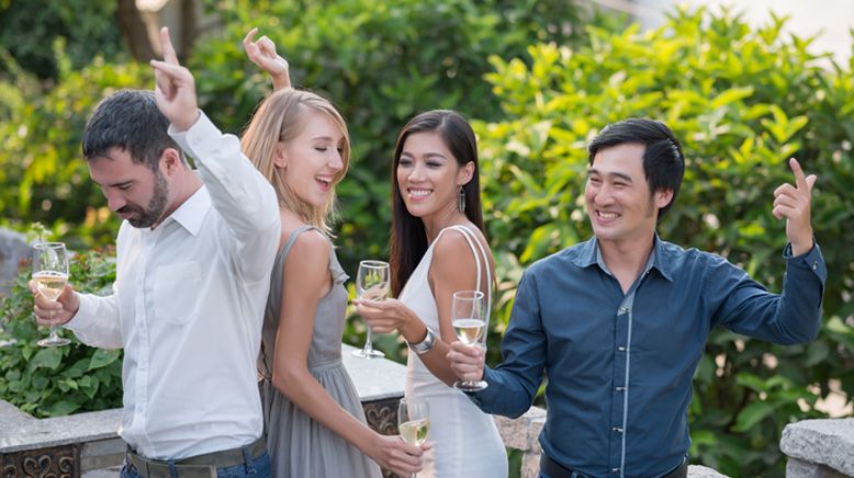 10 best songs to get your wedding guests dancing revealed | Online - MFR