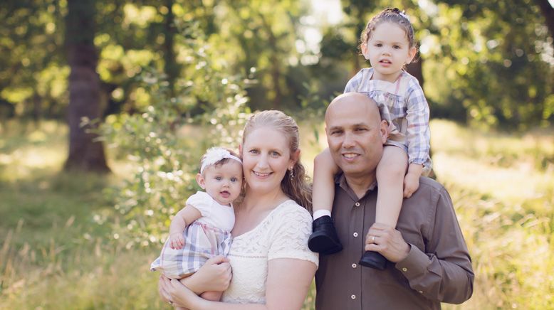 Mum-of-two donates 5,000 pints of breast milk to help newborns ...