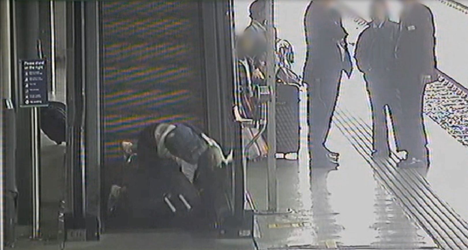 Video shows passengers at Leeds train station falling down escalators ...