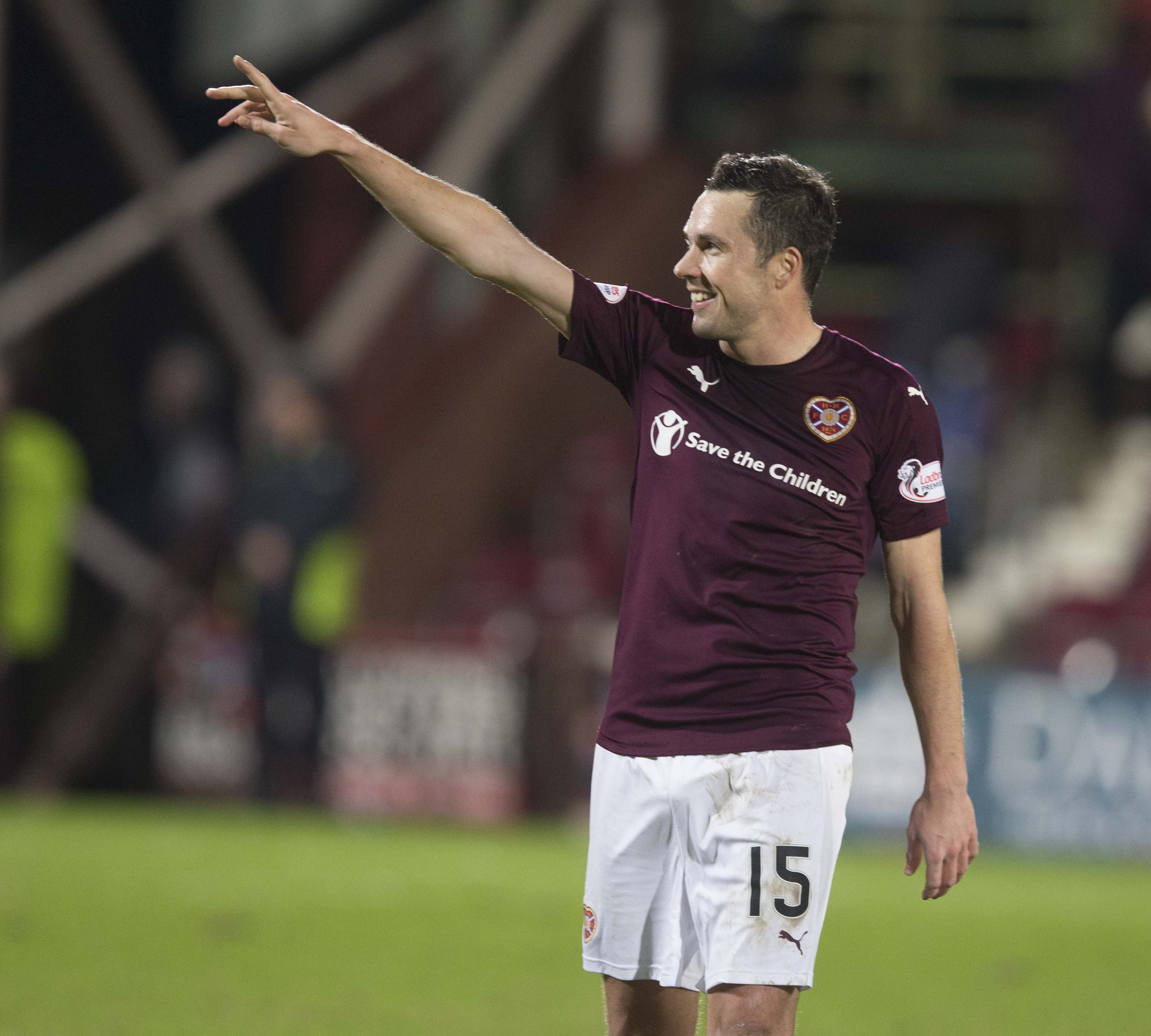 Don Cowie signs one year contract extension at Hearts | News - Forth 1