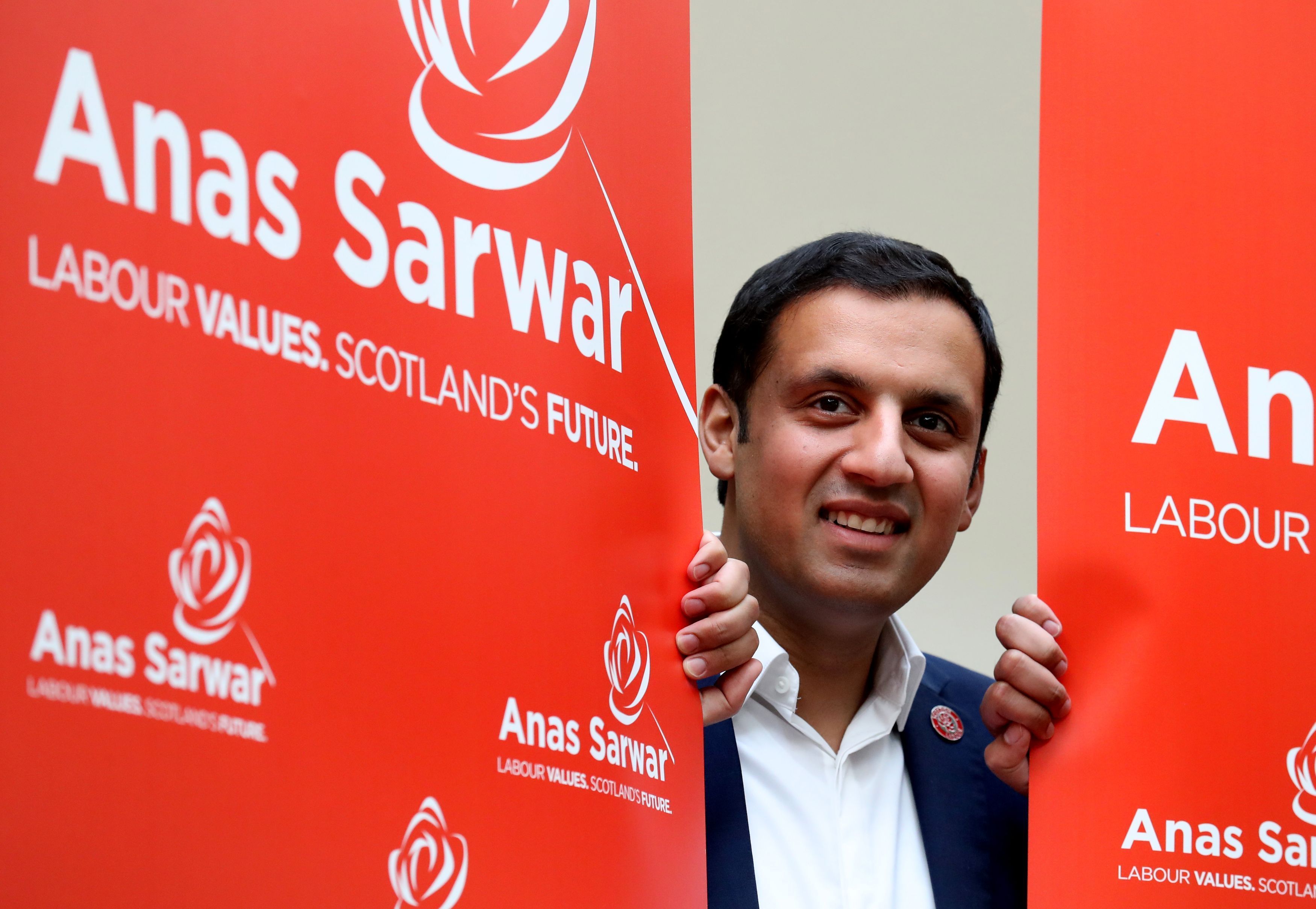 Anas Sarwar launches Scottish Labour leadership campaign | News - Clyde 1