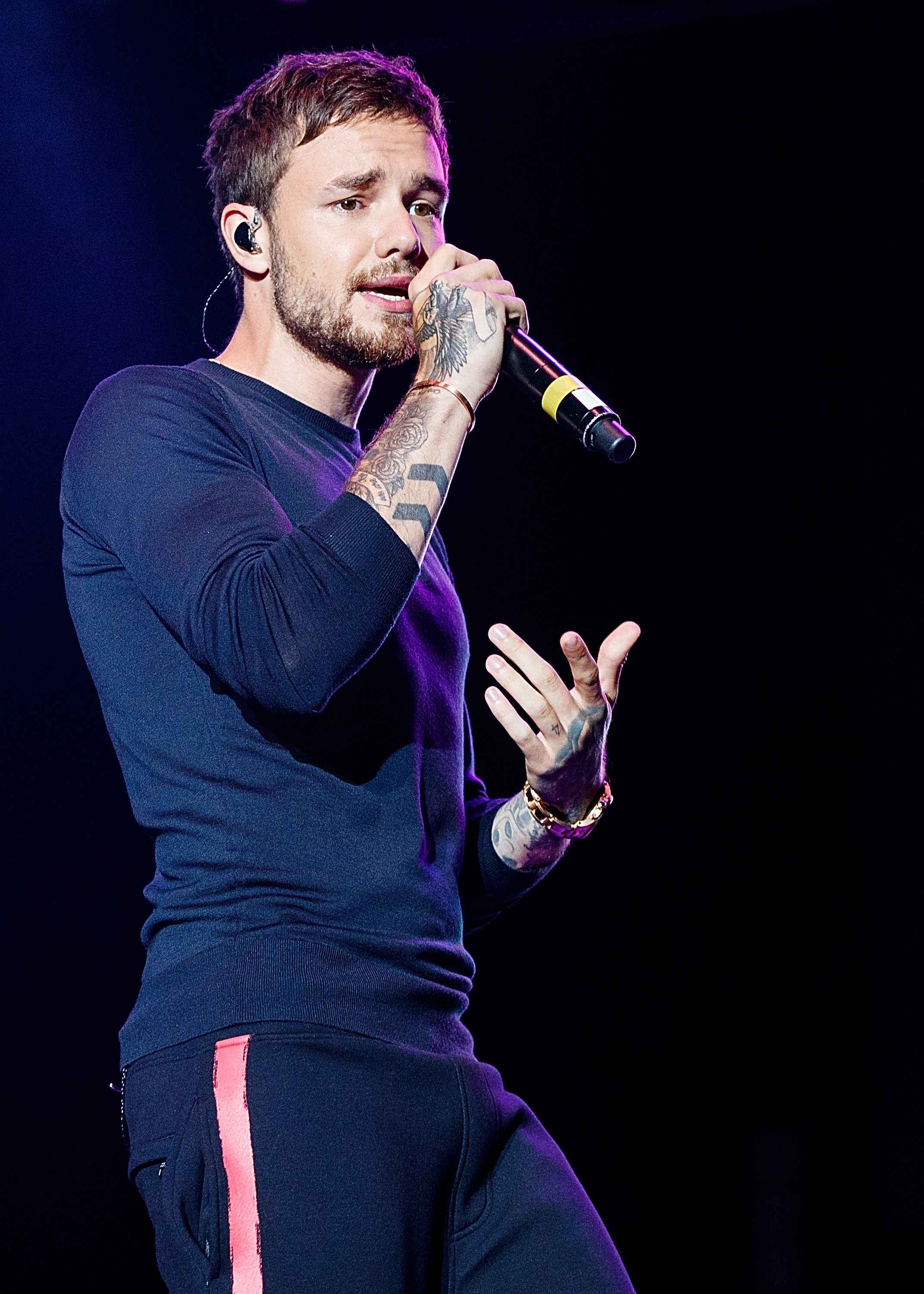 Liam Payne wows fans with his performance of 'Bedroom Floor' on The X ...