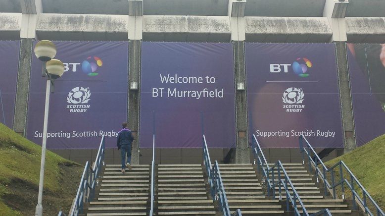 Laidlaw kicking inspires Scotland to victory over France | News - Clyde 1