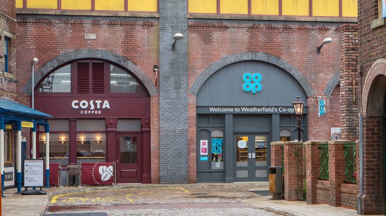 Coronation Street officially unveil their exciting new larger set ...