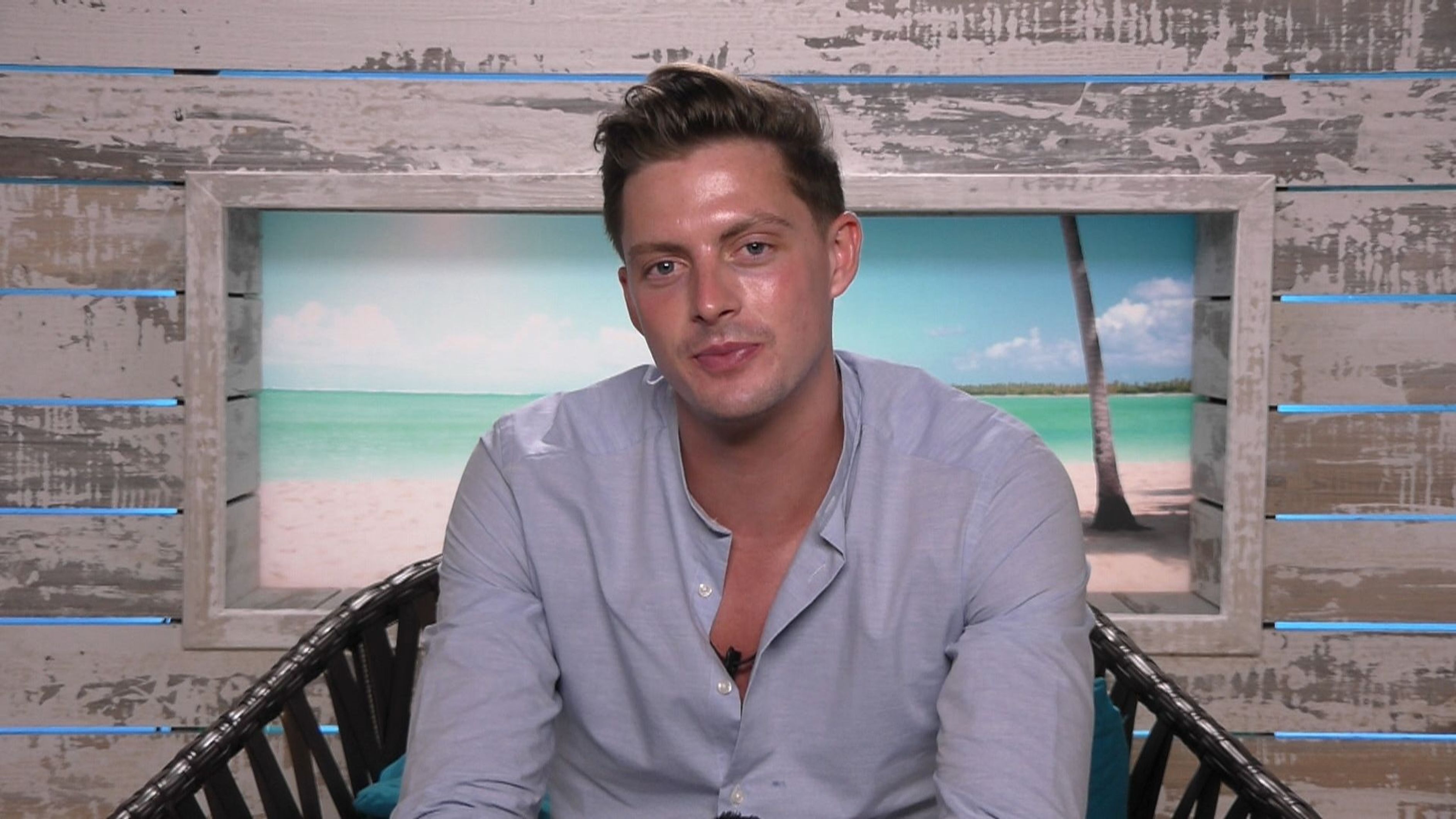 Love Island's Dr Alex reveals EXCITING news to fans | Celebrity - MFR
