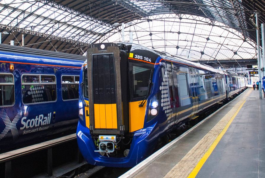 Scotrail punctuality improves again | News - Clyde 1