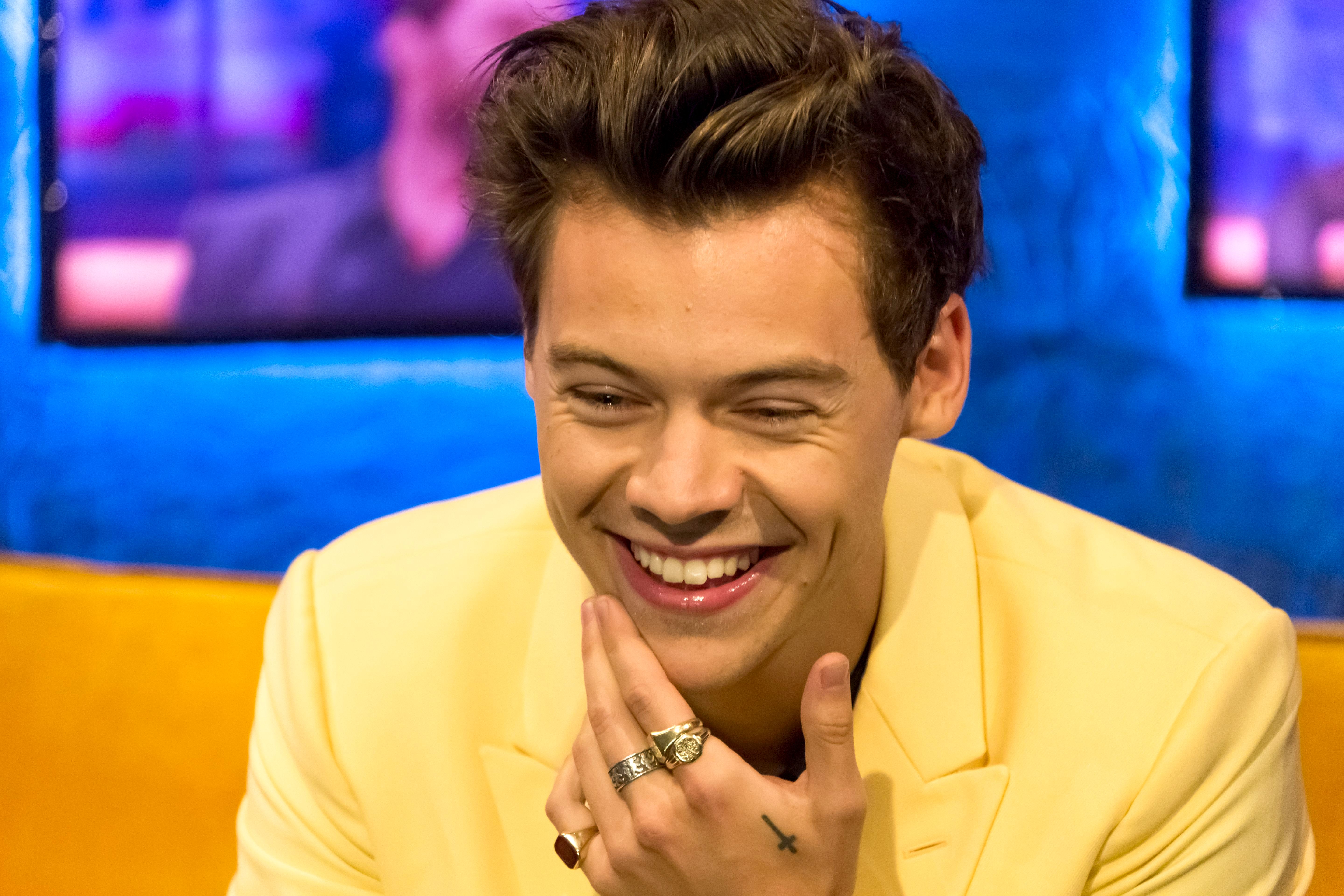 You can now buy a Harry Styles Prayer Candle 😂 | Music - Hits Radio