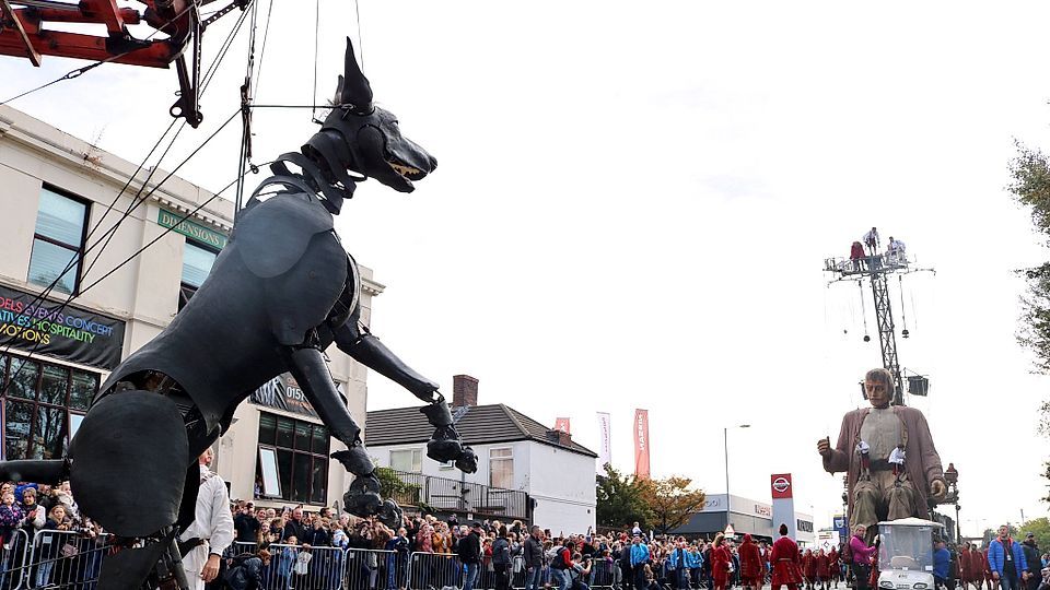 Liverpool Mayor reveals talks underway to bring the giants to the city ...