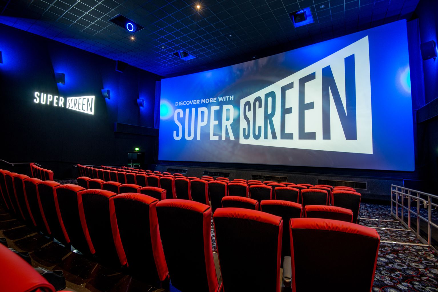 Manchester's First SUPERSCREEN | News - Hits Radio (Manchester)