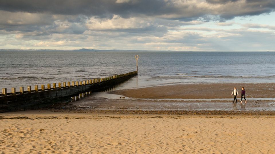 Explore the best beaches near Edinburgh