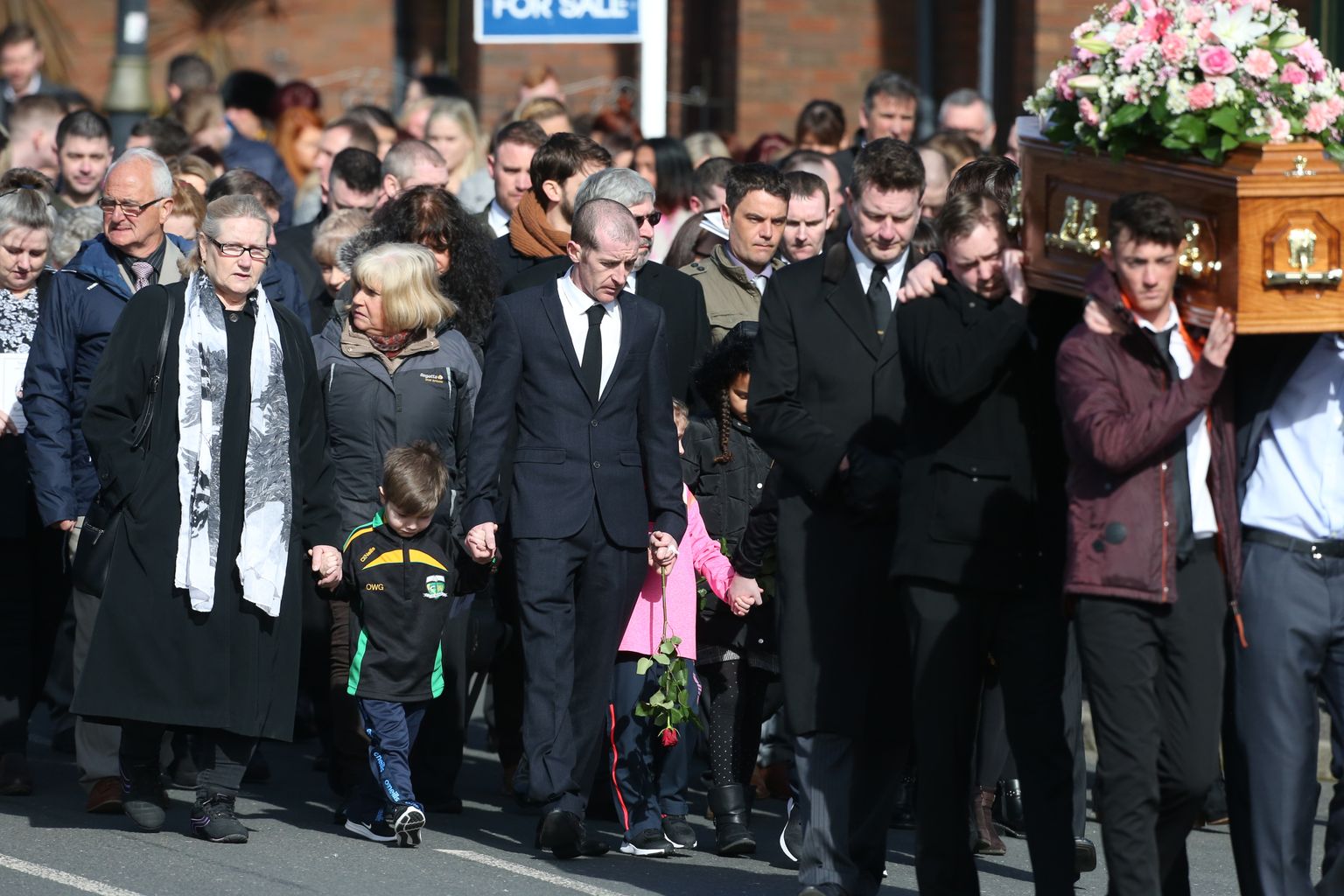 Bride-to-be buried in wedding dress | News - Downtown Radio