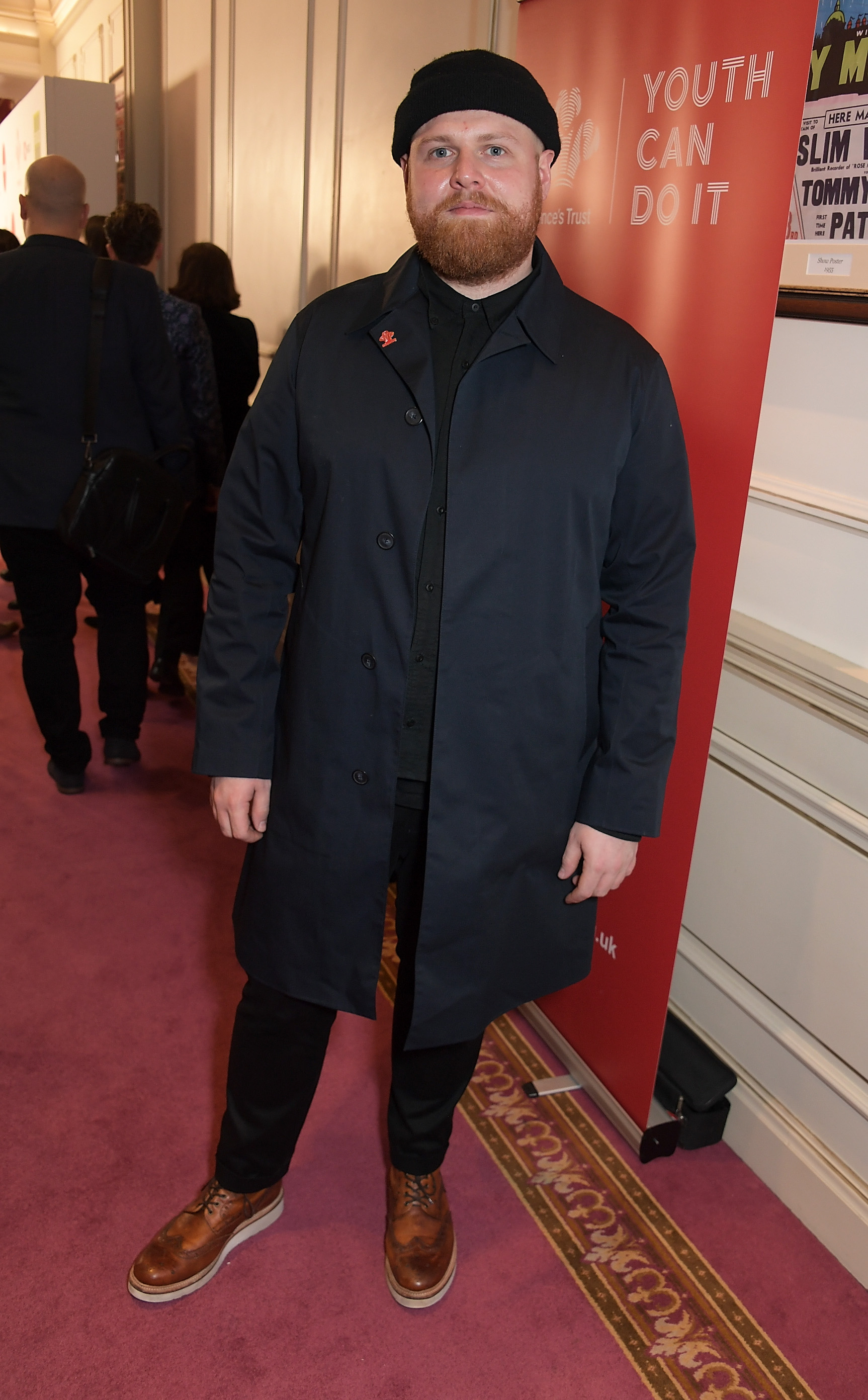 Tom Walker reveals who the most famous person in his phonebook is ...