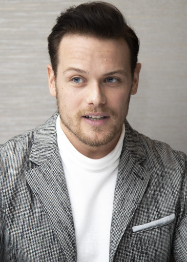 Outlander star to receive honorary degree | News - Clyde 1