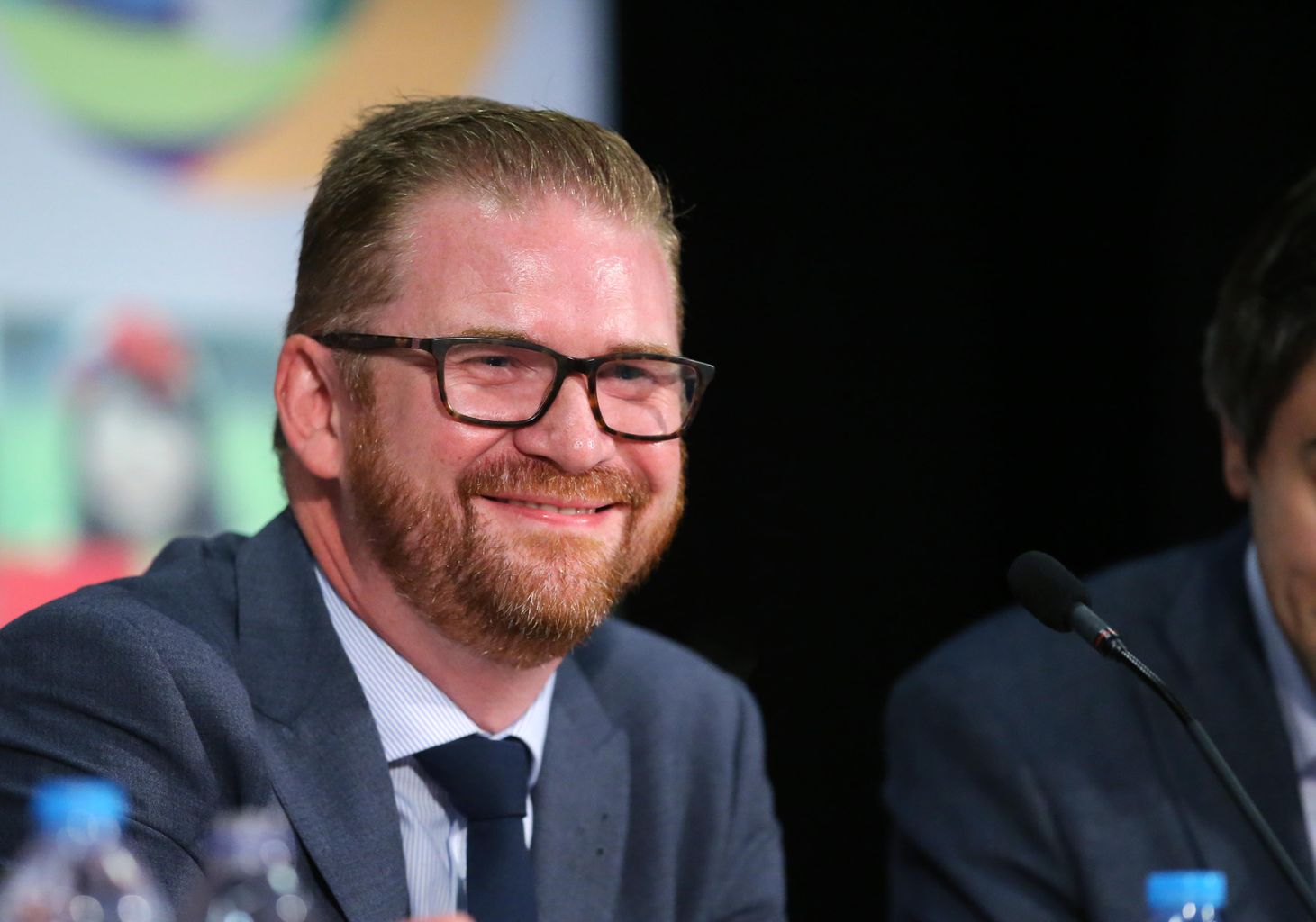 Simon Hamilton to leave politics | News - Cool FM