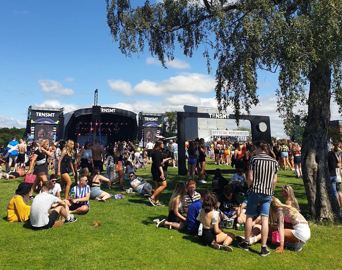 Final day of a sweltering TRSMT on Glasgow Green | News - Greatest Hits ...