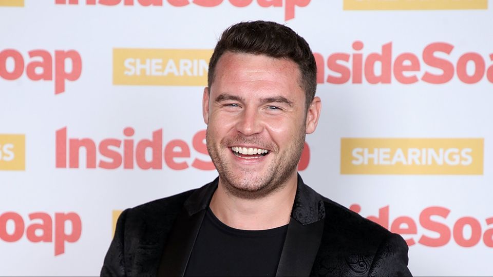 Emmerdale's Danny Miller assures fans he's NOT leaving the show ...