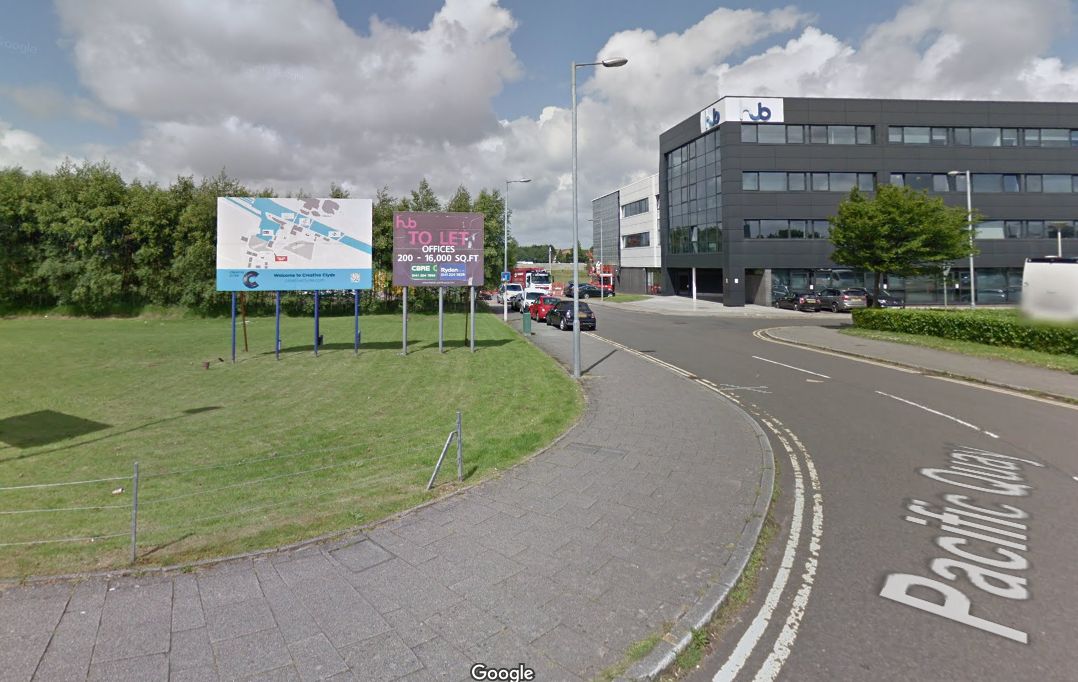 Two officers in hospital following incident in Govan | News - Clyde 1