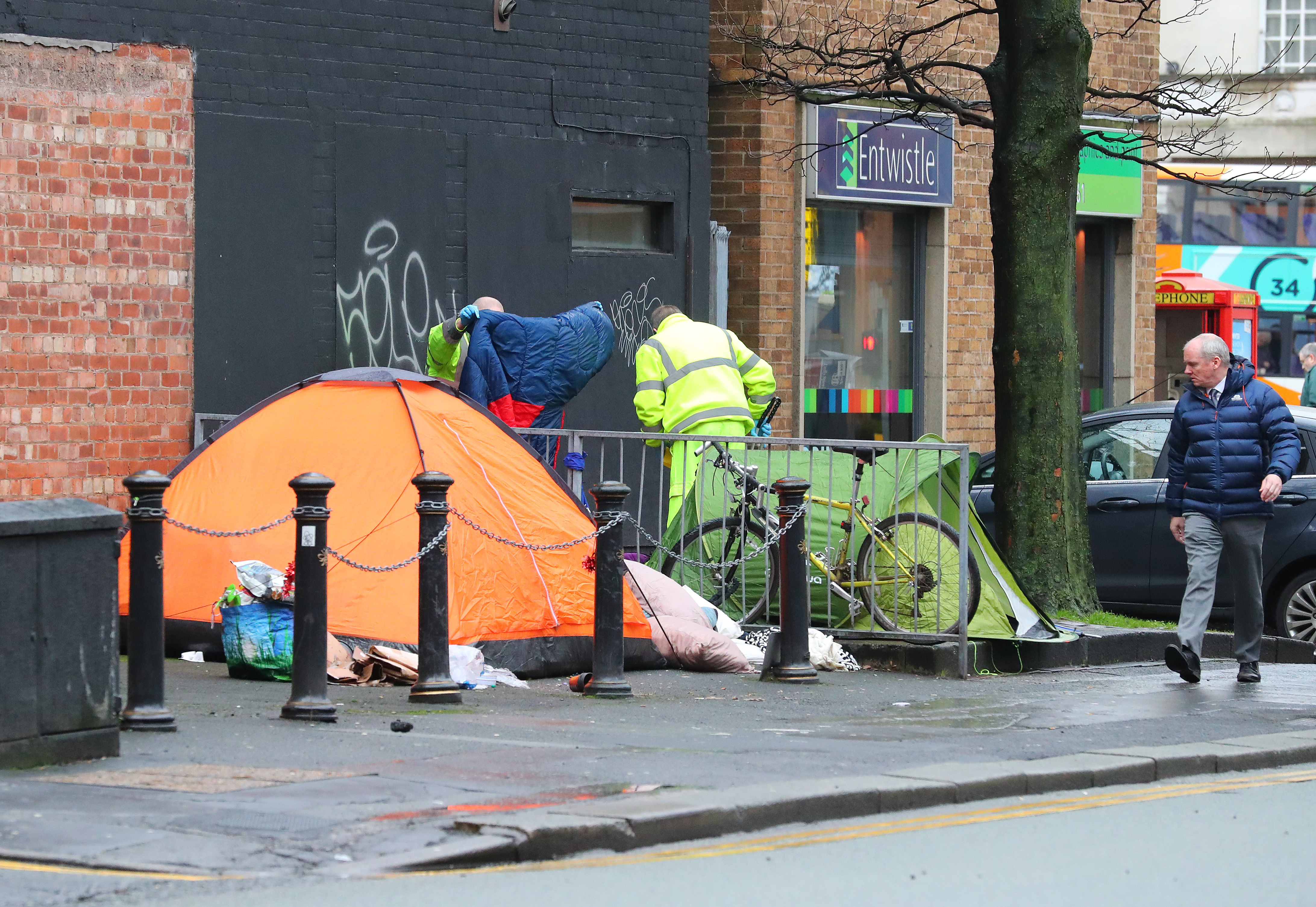 Manchester's homeless to be given help to open bank accounts | News ...