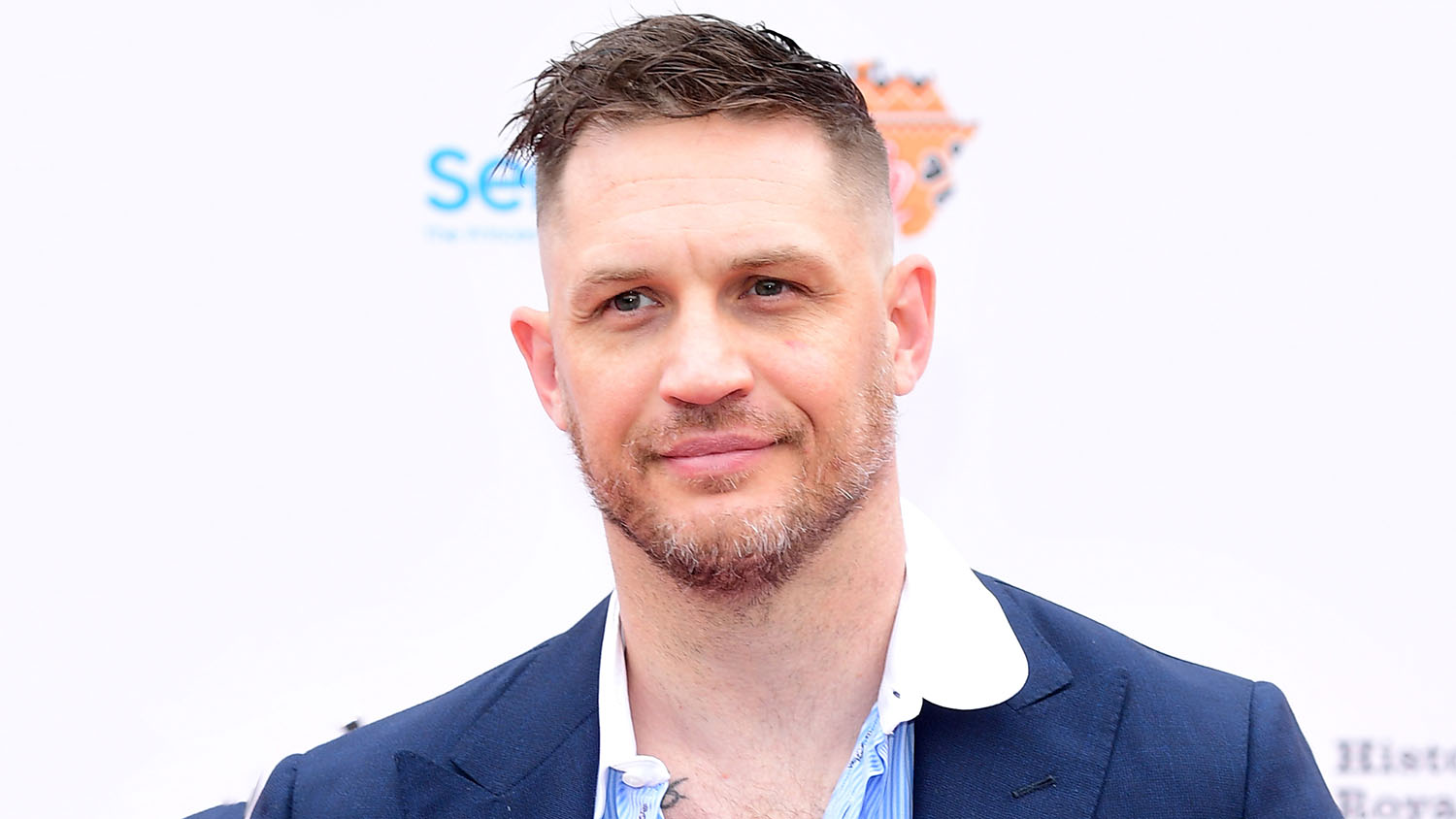 Tom Hardy is reading bedtime stories EVERY NIGHT for a whole week