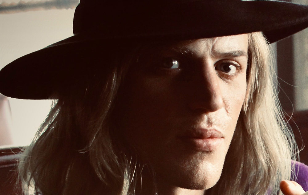 Watch the first clip of Johnny Flynn as David Bowie in Stardust