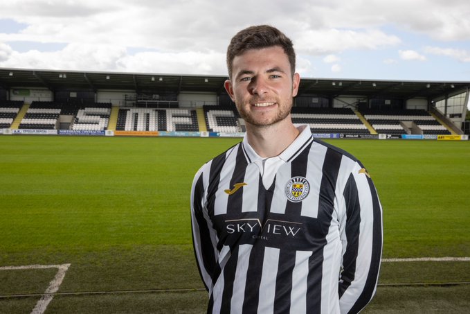 St Mirren sign Nathan Sheron on loan | Football News - Clyde 1
