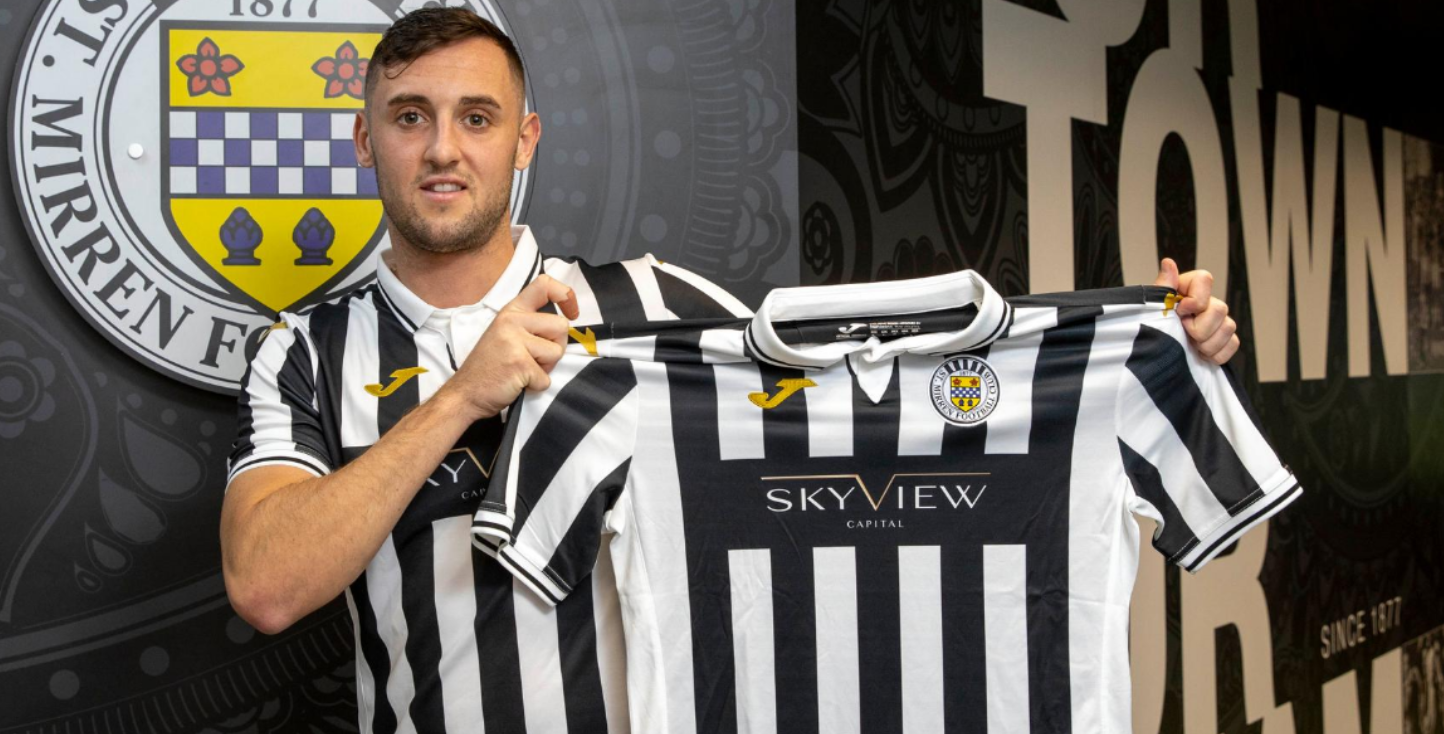St Mirren sign Irish winger Dylan Connolly | Football News - Clyde 1