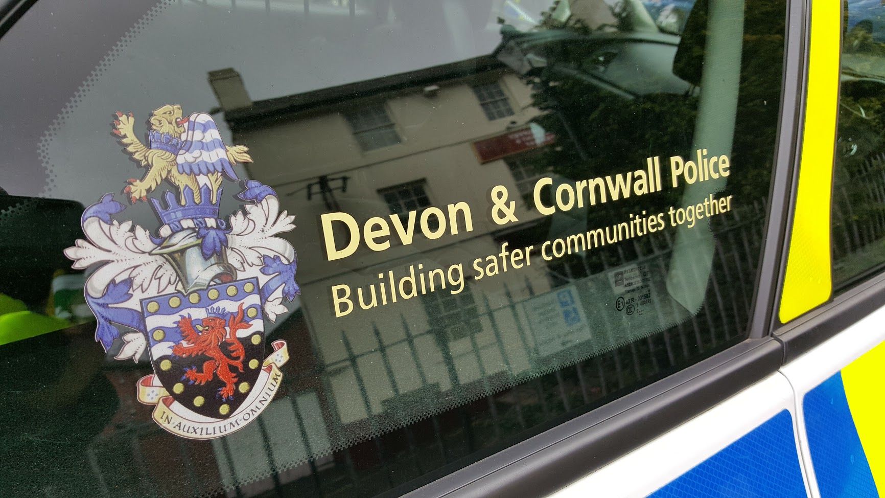 Tributes paid after Devon and Cornwall Police officer loses COVID-19 ...