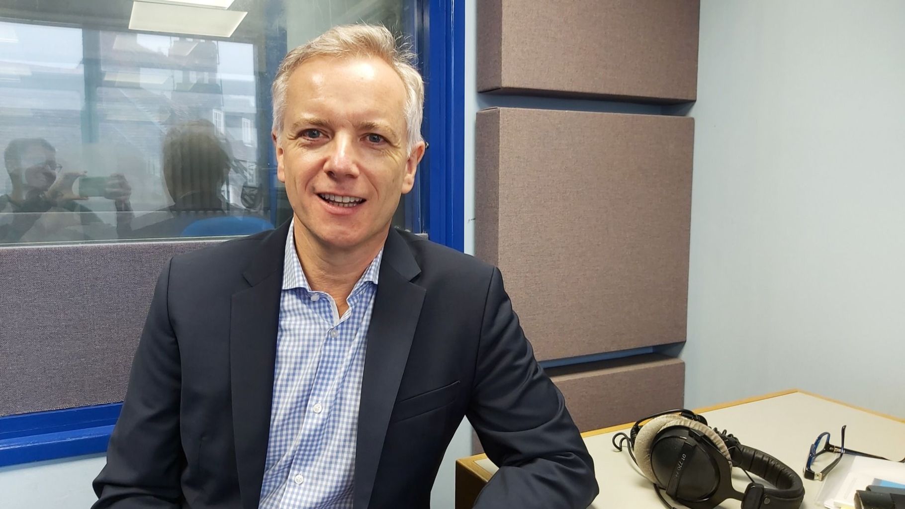 Aylesbury MP pays tribute to residents during Covid-19 debate | News ...