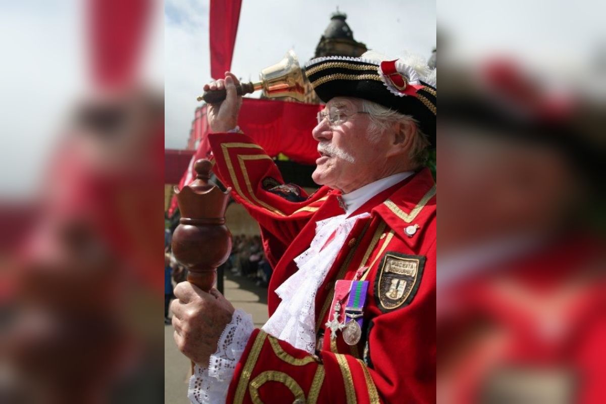 Tributes paid after death of former Scarborough town crier | News ...