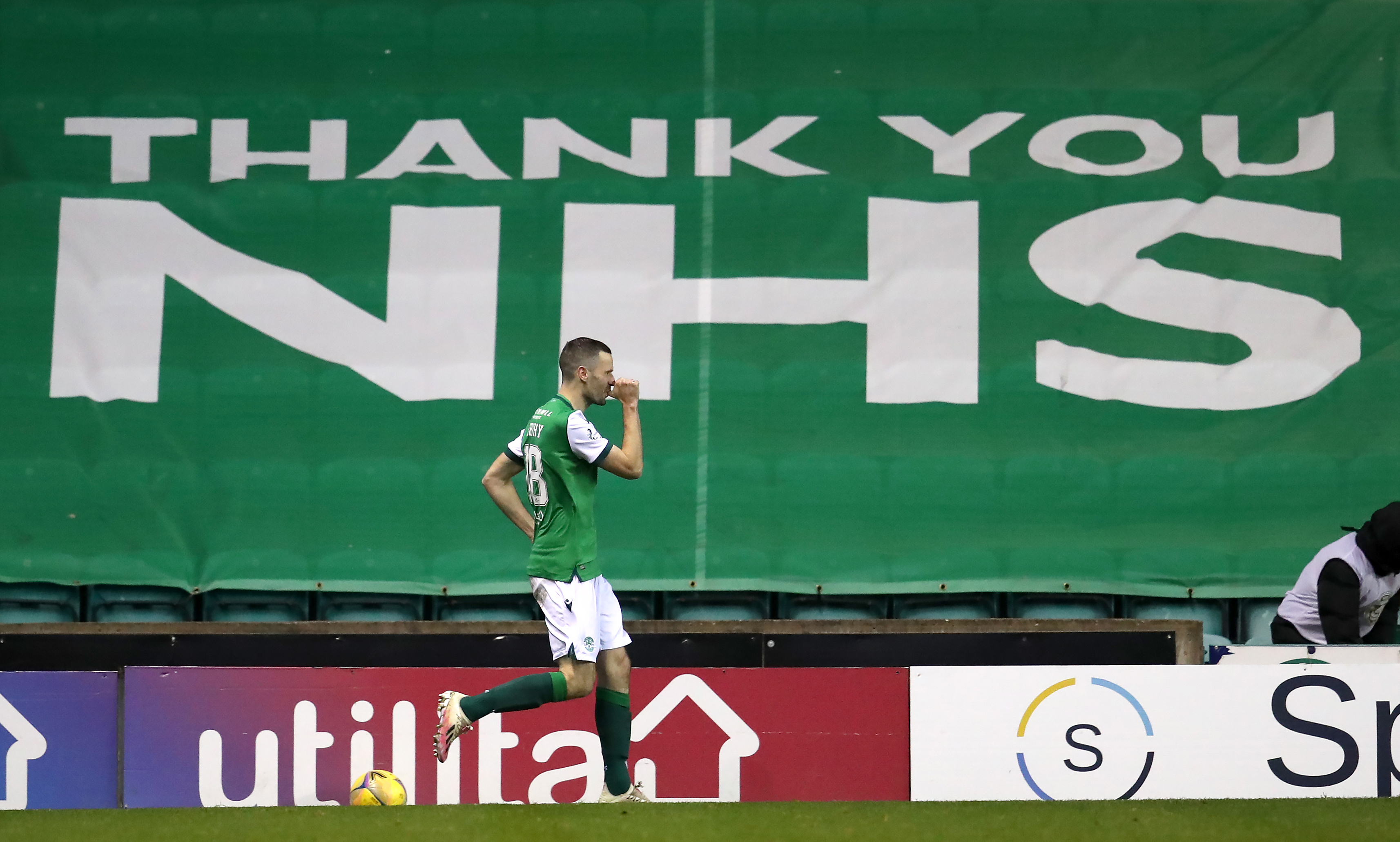 Hibs 1 Dundee 0 | Football News - Clyde 1