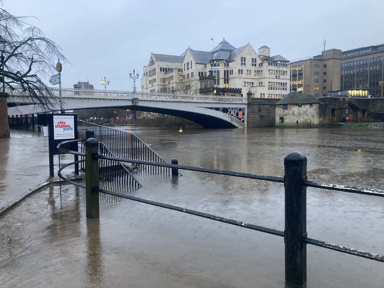 Foss Barrier deployed in York | News - Greatest Hits Radio (York and ...