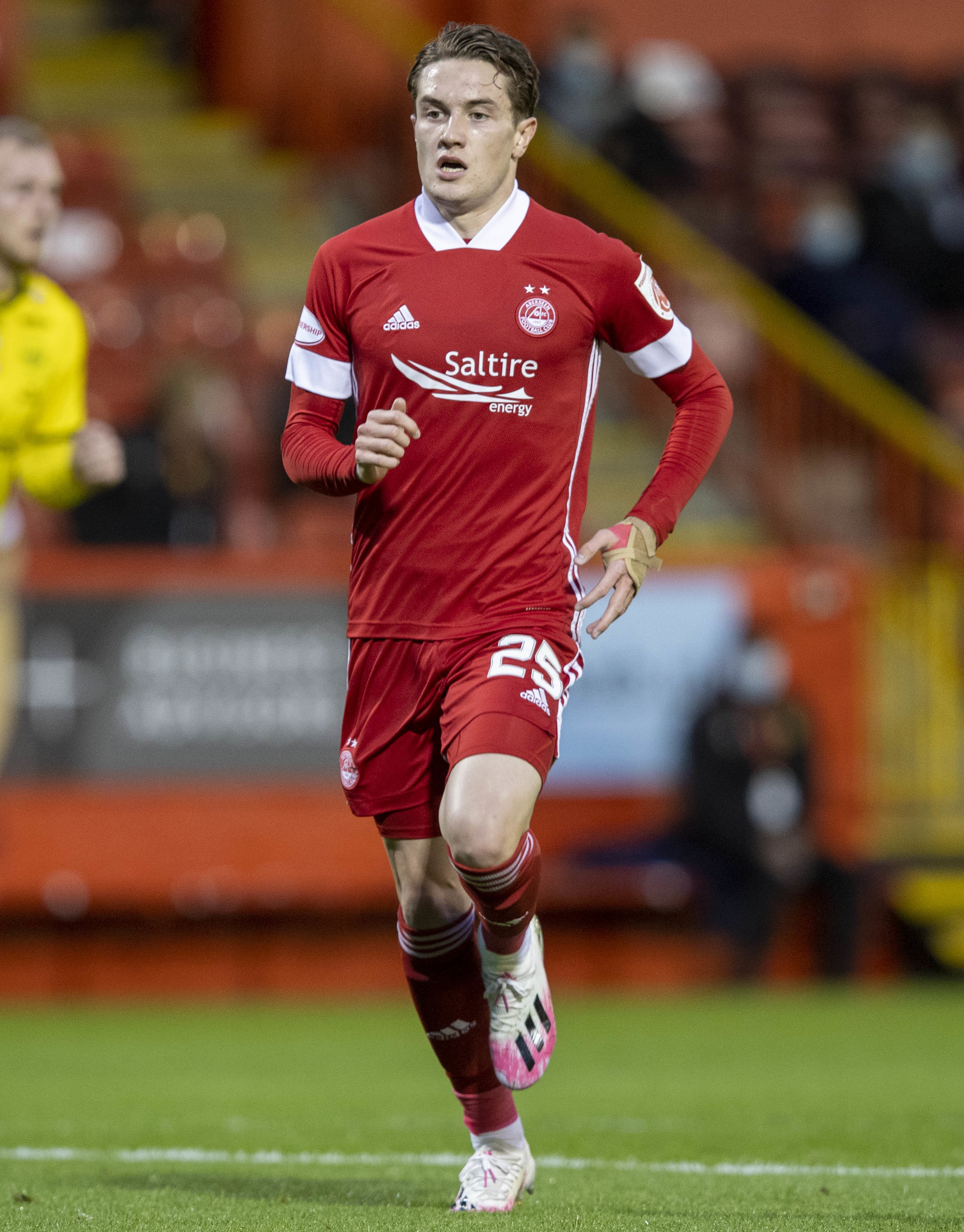 Rangers seal Aberdeen winger Scott Wright on pre-contract | News - Tay FM