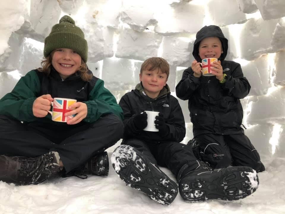 Rutland family brace the cold weather to sleep in an igloo! | News ...
