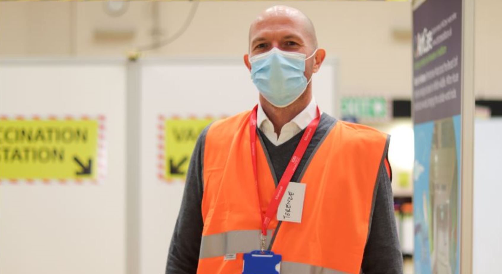 Council leaders volunteer at Salisbury vaccination centre | News ...