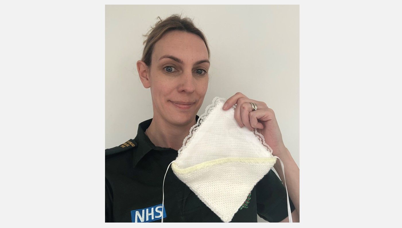 Ambulance service introduces cuddle pockets for stillborn babies