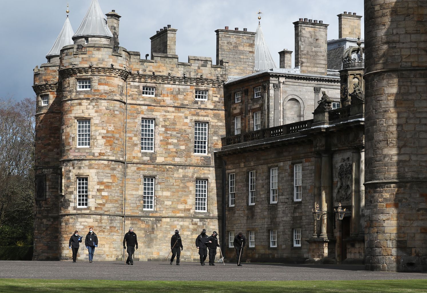 A man's been arrested after police were called to reports of a ...