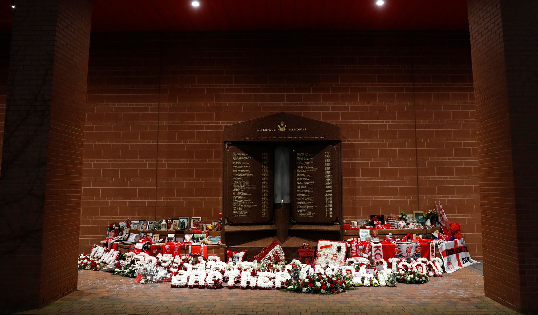 Hillsborough families say it's time to move on as Liverpool remembers ...