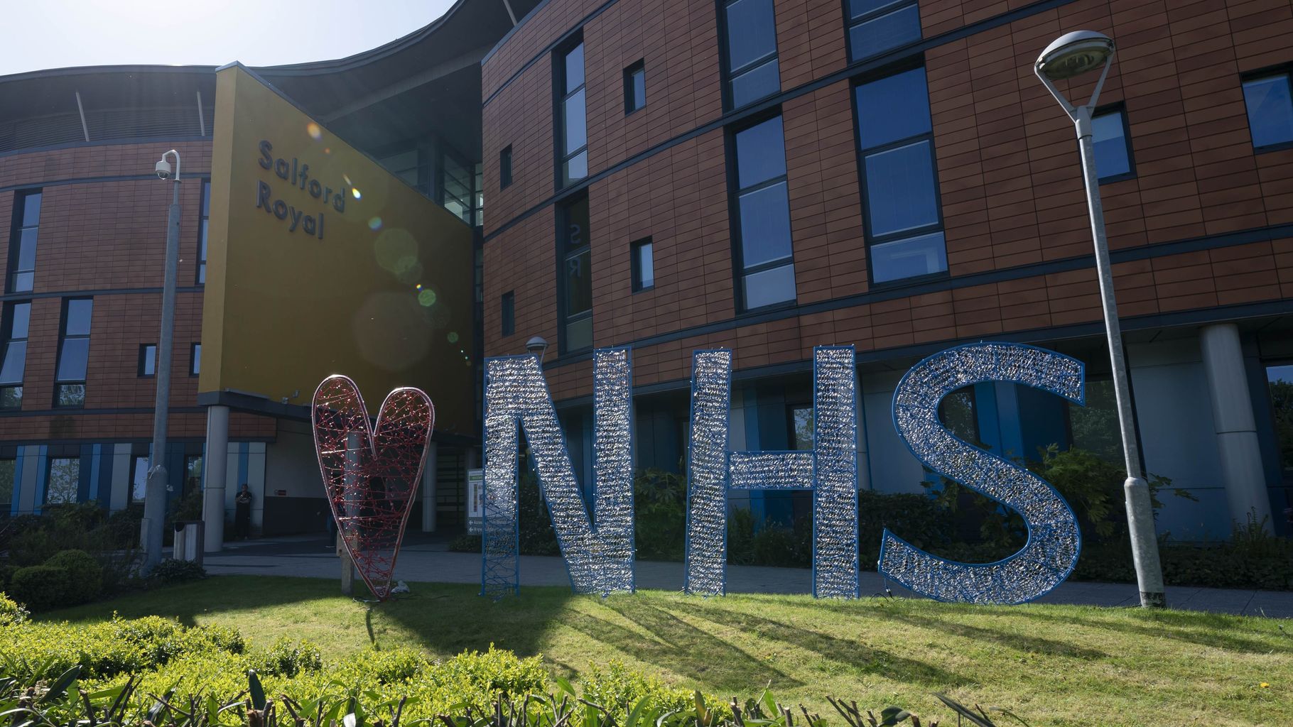 Greater Manchester's health workers celebrated on Nurses Day | News ...