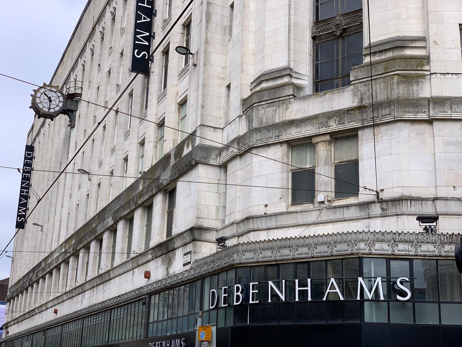 A final farewell as Debenhams closes its doors for good | News - Hits ...