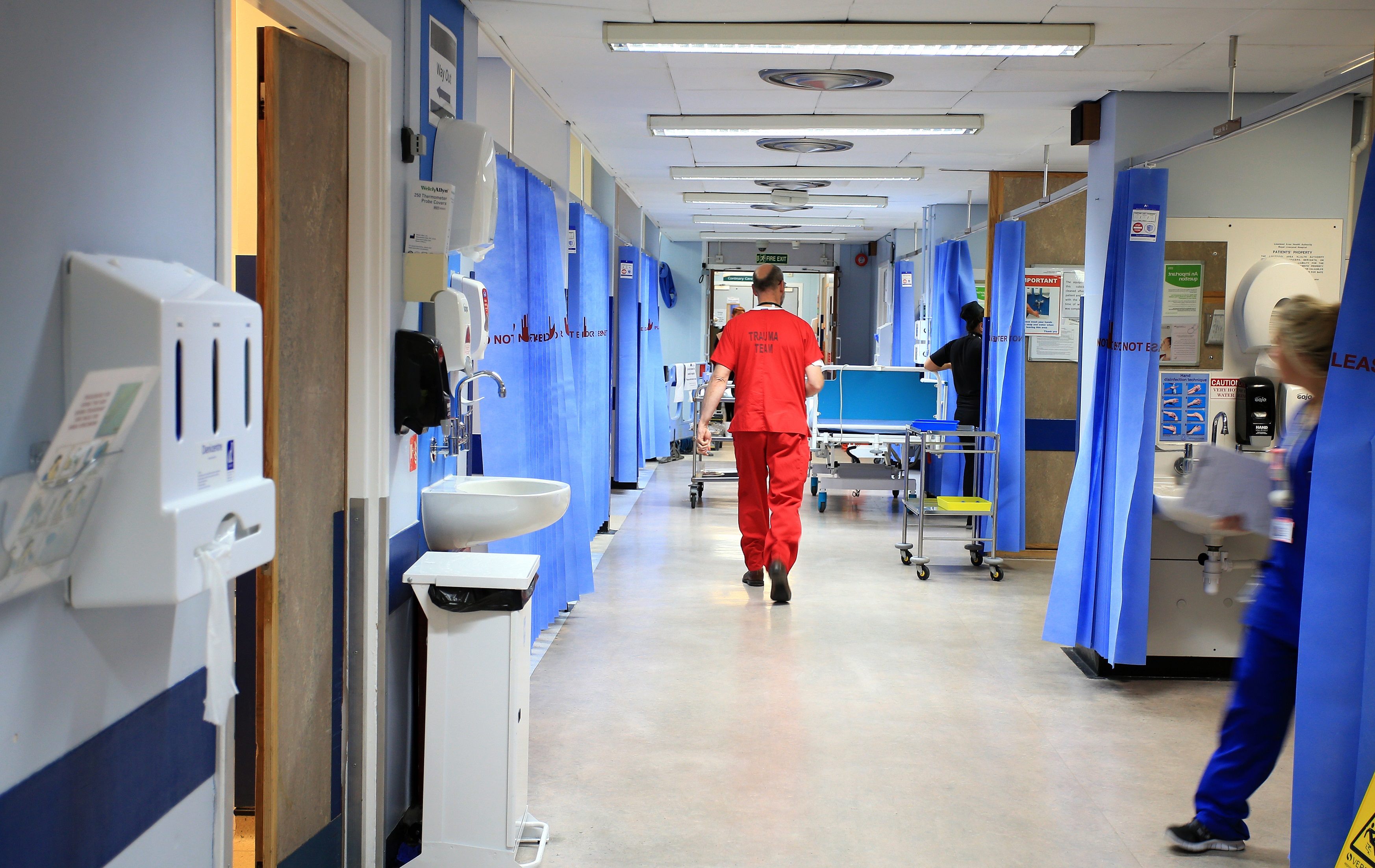 Bolton Hospital sees 'busiest A&E day ever' as COVID admissions rise