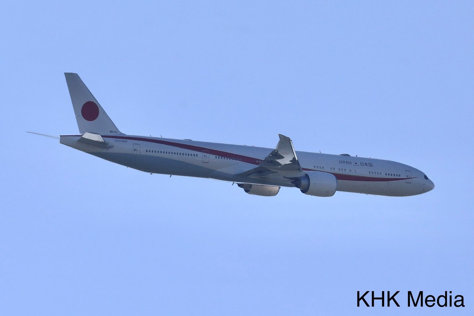 Japanese jumbo jet spotted flying low over Cornwall ahead of G7 summit ...
